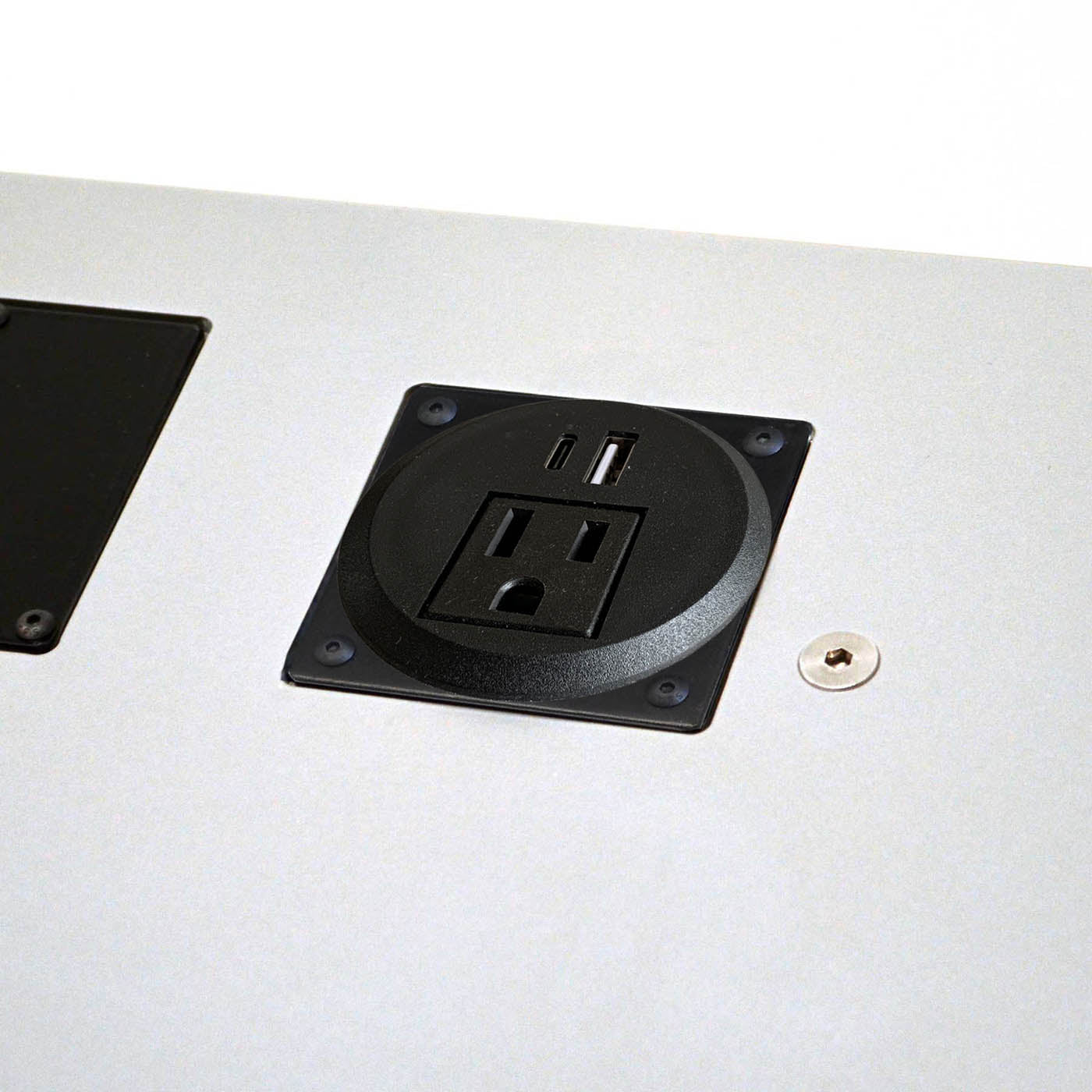 Electrical outlet and USB outlets– Lectern Store by Urbann